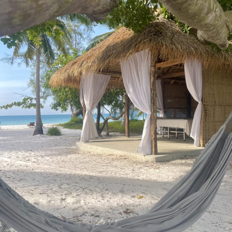 Play - Beachwalk Koh Rong